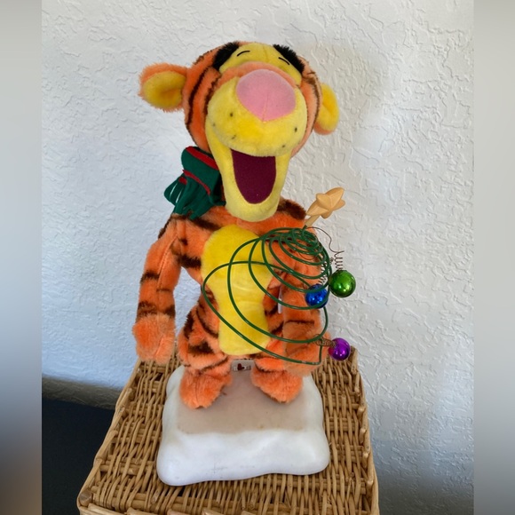 Disney | Holiday | Disney Tigger Telco Motionette Vintage 996 Kmart ...